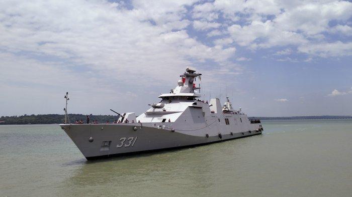 Pulang Latihan Perang dari Palestina, KRI Raden Eddy Martadinata-331 ...