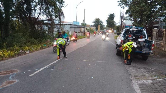 Kecelakaan Maut di Jalan Raya Cerme Gresik Renggut Nyawa Pemotor Perempuan - Tribunjatim.com