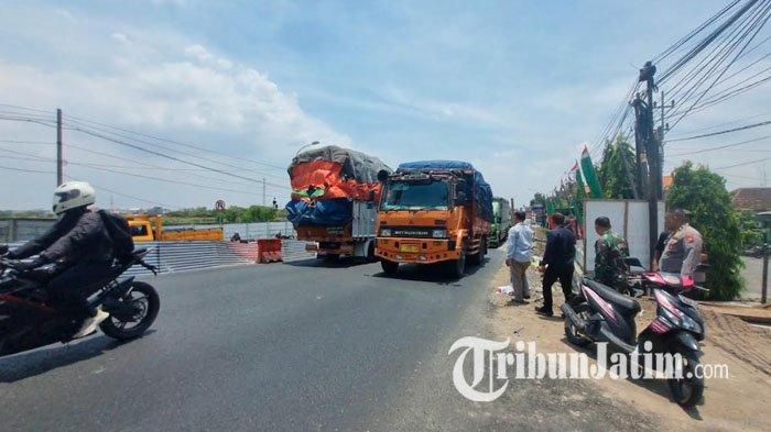 Warga Khawatir Tingginya Jembatan Setro Duduksampeyan Gresik Buat ...