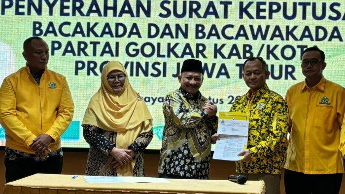 Beri Rekom, DPP Golkar Usung Pasangan Karna Suswandi-Khoirani di Pilkada Situbondo 2024 ...