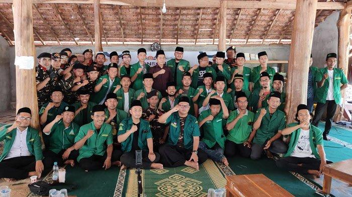 Ketua PW GP Ansor Jatim Kunjungi Bawean Gresik, Pantau BUMA Gula Aren ...