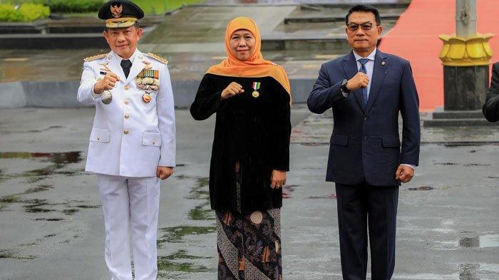 Jadikan Jatim Provinsi Berkinerja Terbaik, Khofifah Terima Satyalancana Karya Bhakti Praja ...