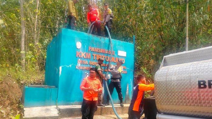 Kemarau Panjang, Kekeringan di Tulungagung Meluas, Warga Desa Sidem Minta Bantuan Air Bersih ...