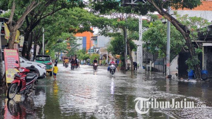 Banjir di Gresik Makin Tinggi, Hindari Jalan Raya Morowudi, Jalur Ini Bisa Jadi Alternatif ...