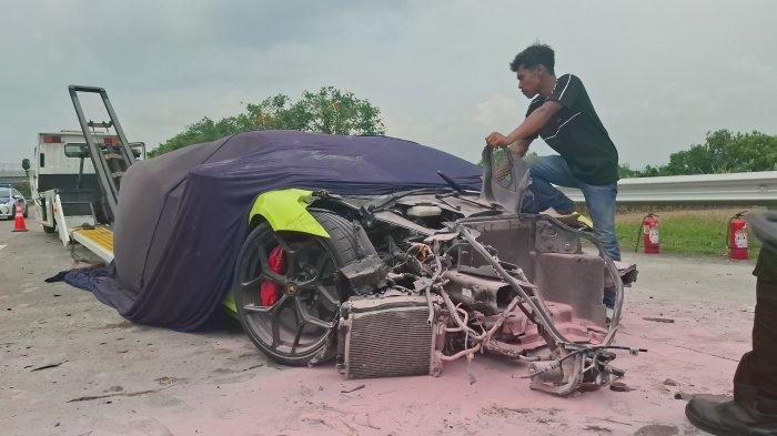 Diduga Kecepatan Tinggi, CEO TRIV Buka Suara Terkait Kecelakaan Lamborghini di Tol Jombang ...