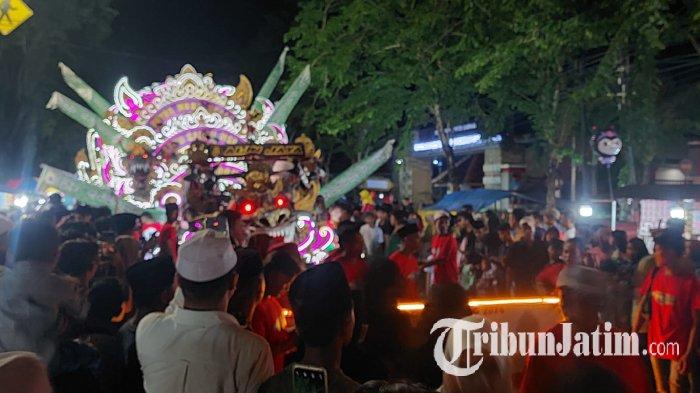 Suasana Ramai Hari Pertama Parade Daul di Sampang, Bukti Kecintaan ...
