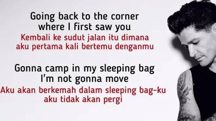 Arti Lirik Lagu The Man Who Can’t Be Moved yang Dipopulerkan The Script: So I'm Not Moving ...
