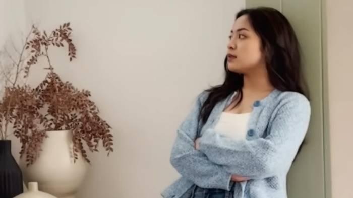 Makna Lirik Lagu 'Masa Sepi' - Bernadya, Cocok Buat yang Susah Move On: Dulu Ku Kira Ku akan ...