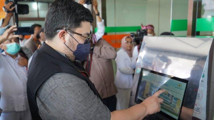 Tak Ingin Pasien Lama Menunggu, Mas Dhito Luncurkan SIMRS di RS ...