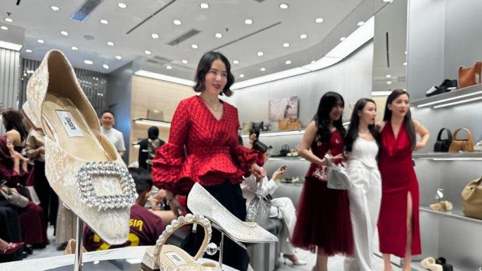 Buka Gerai di Ciputra World Surabaya, Staccato Kenalkan Koleksi Sepatu ...