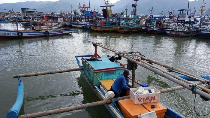 Respons Keluhan Para Nelayan, SPBN di Pantai Popoh Rencana Mulai ...