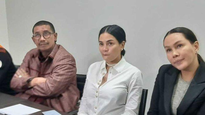 Perlakuan Para Tahanan saat Nikita Mirzani Tidur, Nikmir Syok, Banyak ...