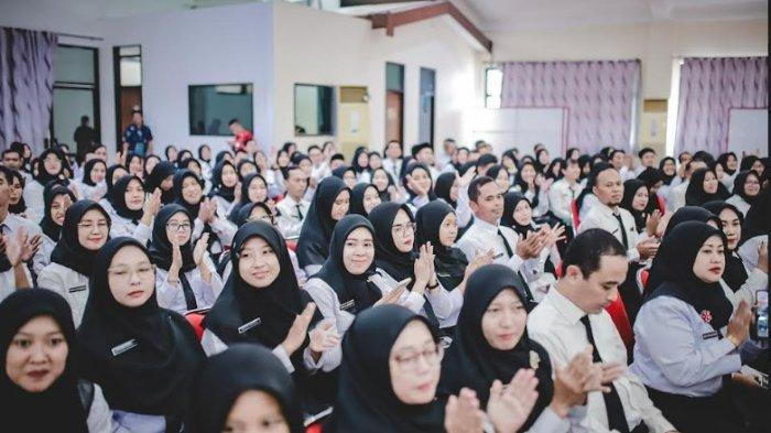 Gaji dan Tunjangan PPPK Tahun 2025 sesuai Golongan, Tertinggi Rp7 Juta ... Gaji dan Tunjangan PPPK Tahun 2025 sesuai Golongan, Tertinggi Rp7 Juta ...