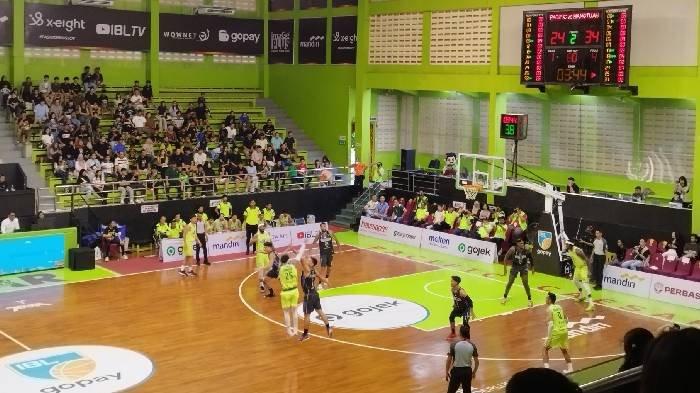 Hasil IBL 2025: Pacific Caesar Surabaya Dipermalukan Hangtuah Jakarta ...