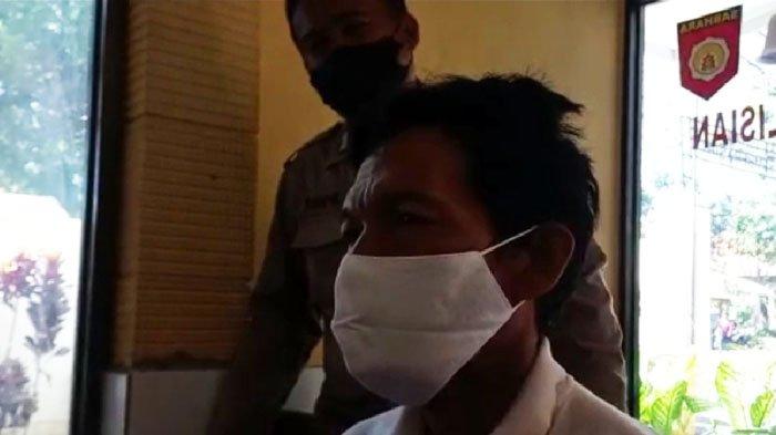 Cemburu hingga Bacok Kakek-kakek, Pria di Probolinggo Serahkan Diri, Terkuak Tak Ada ...