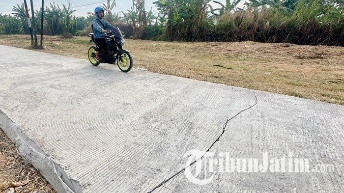 Padahal Baru saja Selesai Dibangun, Jalan Latek-Pekoren Pasuruan Diduga ...
