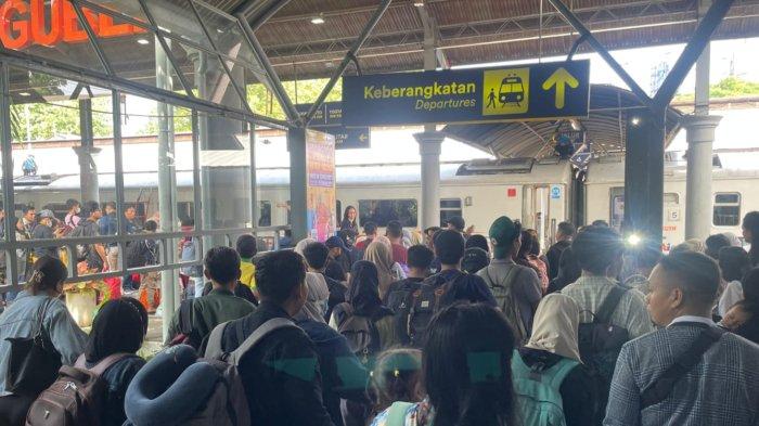 Arus Mudik Lebaran 2024, Hari Ini Lebih Dari 27 Ribu Orang Berangkat dari Daop 8 Surabaya ...