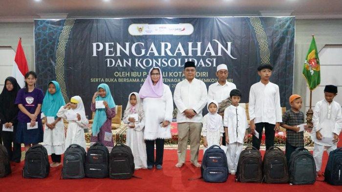 Jelang Lebaran, ASN Pemkab Kediri Diimbau Jadi Contoh Perilaku Belanja Bijak, Zanariah: Ini ...