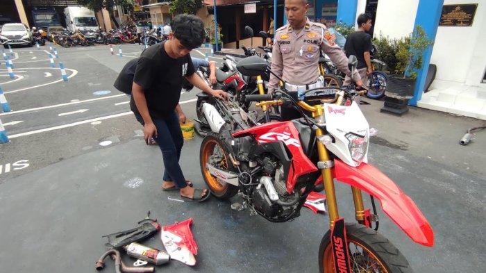 Hasil Razia Balap Liar di Kota Blitar, Polisi Sita Puluhan Motor Tak Penuhi Standar ...