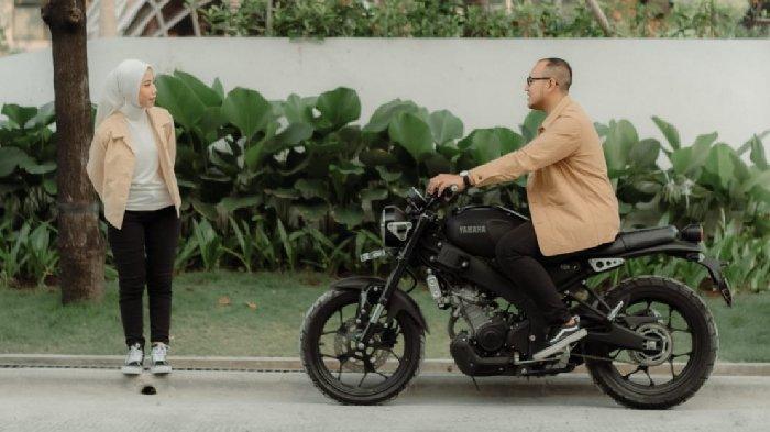 Yamaha XSR 155 Sukses Jadi Andalan Sepasang Kekasih, Cocok Buat Harian Maupun Touring ...