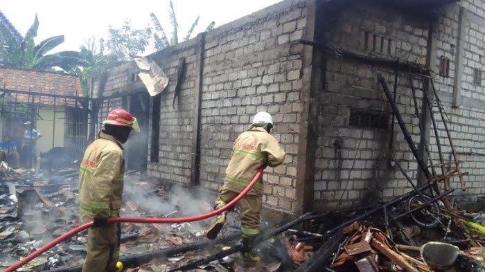 2 Rumah di Bojonegoro Ludes Terbakar, Kerugian Capai Puluhan Juta - Tribunjatim.com