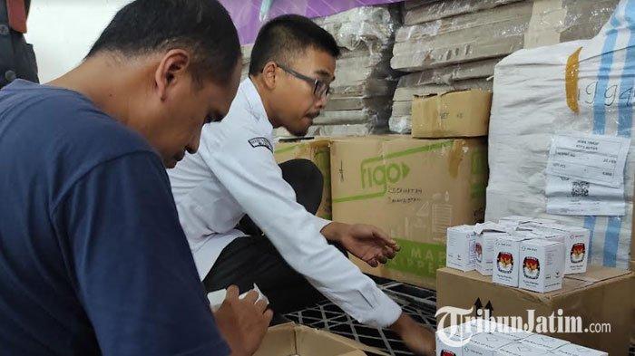 884 Botol Tinta Pemilu 2024 Mendarat di KPU Kota Blitar, Ada 6 yang ...