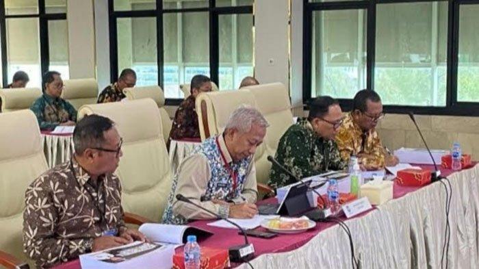 Ikuti Kegiatan Evaluasi Triwulan, Pj Bupati Nganjuk Berkomitmen Tingkatkan Kinerja Pemerintahan ...