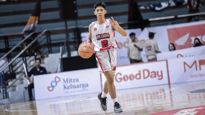 SMA Xin Zhong Tampil Dewasa, Kapten Christian Hubert Savero Ungkap ...
