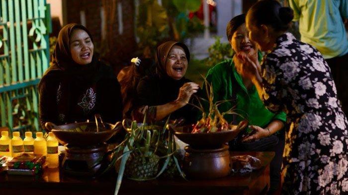 Tradisi Ngopi Sepuluh Ewu, Cara Warga Banyuwangi Pererat Persaudaraan ...