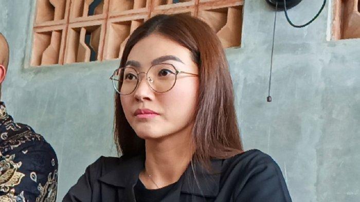 Sarwendah Somasi Akun Penyebar Fitnah Dirinya dan Betrand Peto, Tunggu Permintaan Maaf 3x24 Jam ...