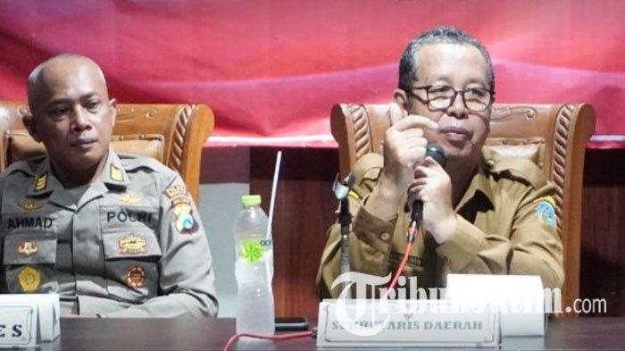 Realisasi Bansos Dampak Kenaikan Harga BBM dan Inflasi, Pemkab Nganjuk ... Realisasi Bansos Dampak Kenaikan Harga BBM dan Inflasi, Pemkab Nganjuk ...