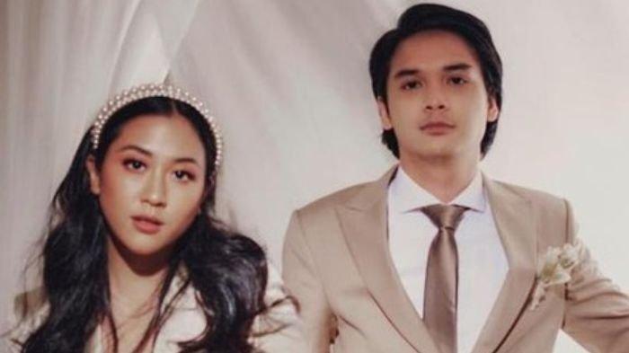 Resmi Gugat Cerai Baskara Mahendra, Sherina Munaf Hapus Foto Pernikahan ...