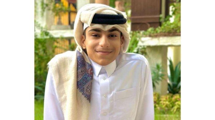 SOSOK Ghanim Al-Muftah, Qori' di Opening Ceremony Piala Dunia 2022 ...