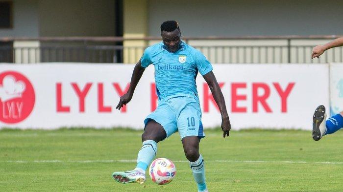 Hasil Babak I Persela vs Gresik United 1-0, Laskar Joko Tingkir Unggul ...