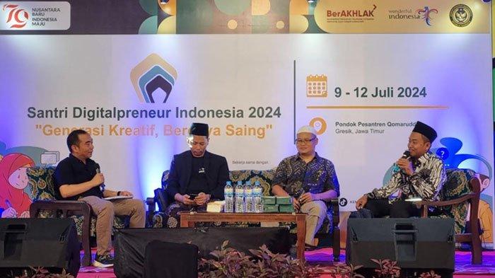 Menparekraf Sandiaga Uno Dorong Santri Gresik Melek Digital Melalui ...