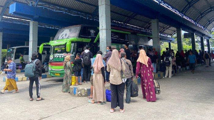 Aktivitas Terminal Seloaji Ponorogo Kembali Normal, Ada 122.958 Pemudik ...