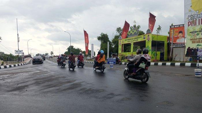 Pertama Kali, Simpul Kemacetan Tahunan di Simpang 3 Ngantru Tulungagung ...