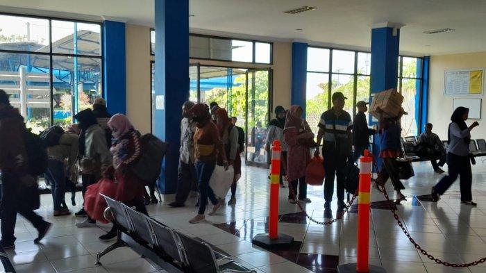 Situasi Terkini Terminal Seloaji Ponorogo, Arus Penumpang Alami ...