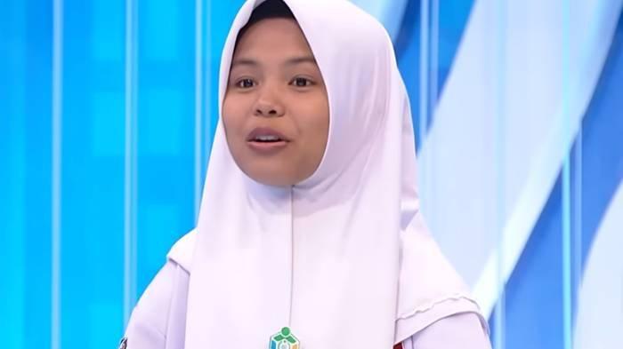 Riwayat Pendidikan Suriani Anak Penjual Ikan di Sinjai, Sukses Dapat Golden Tiket Indonesian ...