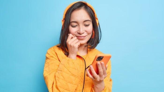 Lirik Lagu AiScReam, Backsound Tren Viral di TikTok: Ruby Chan! Hai! Nani Ga Suki? - Halaman all ...