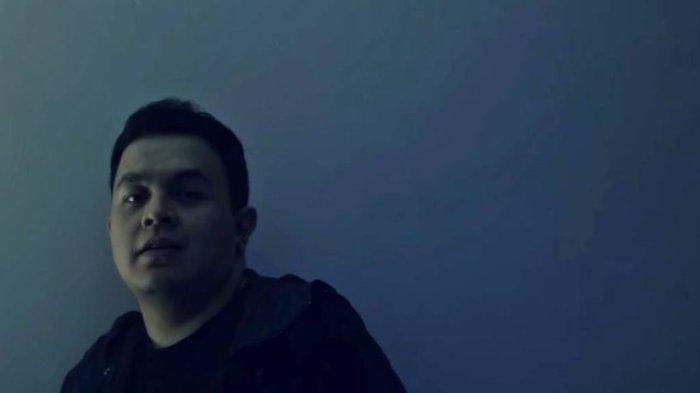 Lirik Lagu Tulus Tujuh Belas, Viral di TikTok: Masihkah Kau Ingat ...