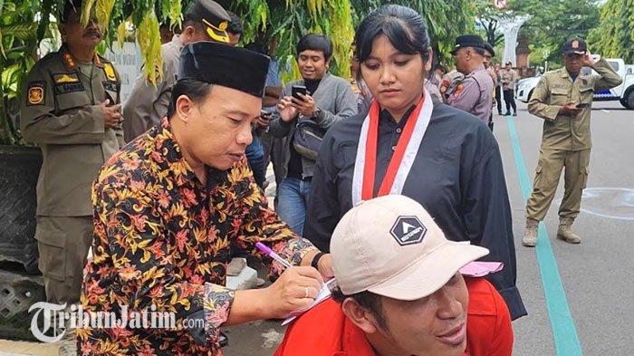 Dana Rp27,9 M Digelontor untuk Perbaikan 3 Ruas Jalan di Trenggalek Tahun Ini, Berikut Lokasinya ...