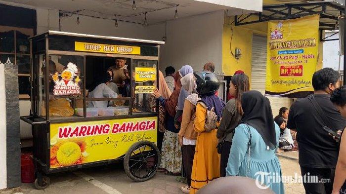 Warung Bahagia di Ponorogo, Bayar Rp2.000 Dapat Seporsi Nasi Kuning ...