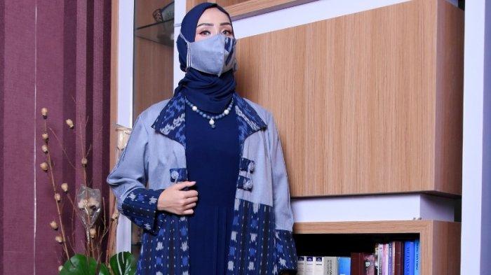 Angkat Kain Nusantara, Desainer Titin Sudarsa Rancang Busana Ready to ...