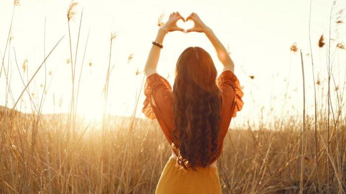 Arti Kata Self Love, Istilah Sosmed Sering Digaungkan 7 Artis Cantik ...