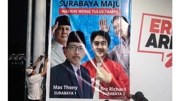 Pasang Banner di Banyak Titik, Relawan Prabowo Kenalkan Thony-Richard ...