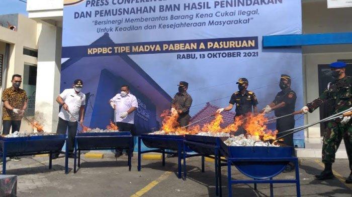 Bea Cukai Pasuruan Musnahkan BMN Senilai Rp 15 Miliar, Ada Batang Rokok serta Pita Cukai Palsu ...