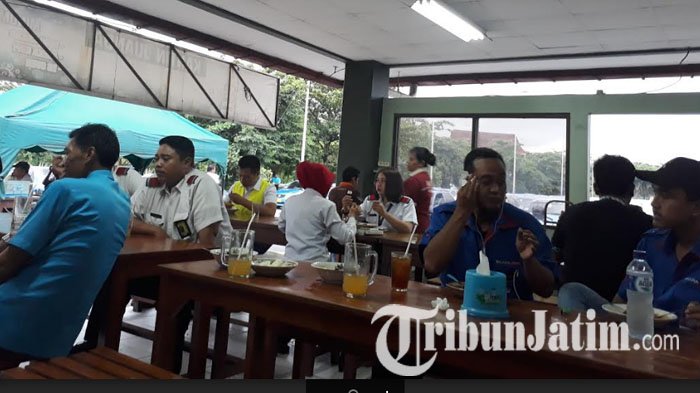 Bingung Makanan yang Murah di Bandara Juanda? Gak Perlu Bingung ...