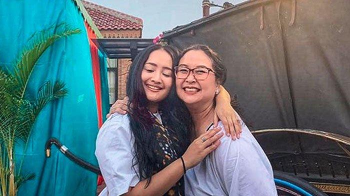 7 Pesona Callista Putri, Anak Ira Maya Sopha yang Jarang Terekspos ...