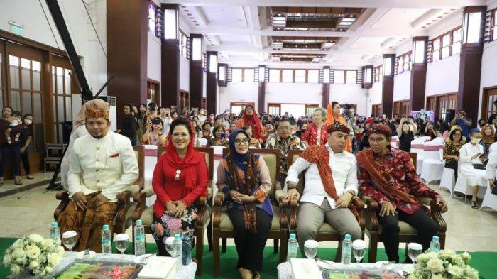 Meriahnya Festival Budaya dalam Acara Dies Natalis SMAK St. Agnes Kota ...